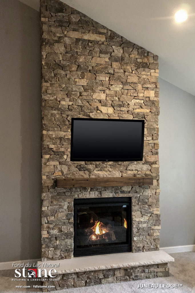 Juneau Ledge™ - Fireplace 7 - Fond du Lac Natural Stone