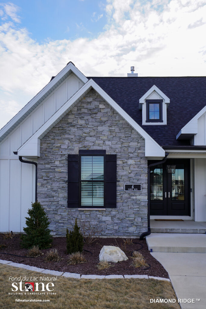Diamond Ridge™ - Residential Exterior - Fond du Lac Natural Stone